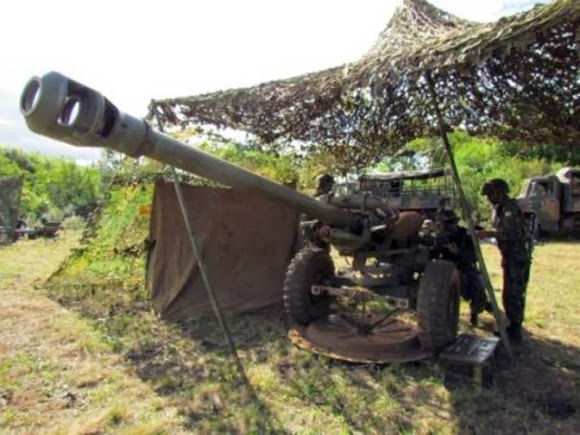 VEICULOS E ARMAMENTOS MILITARES: Obuseiro Leve 105 mm L118 AR