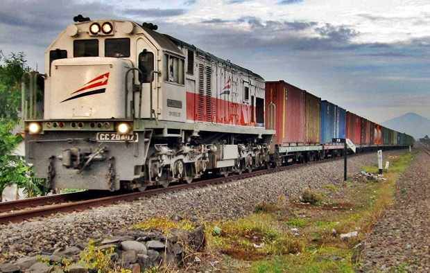 JASA CARGO KERETA API LEBIH EKONOMIS | Expedisi Express