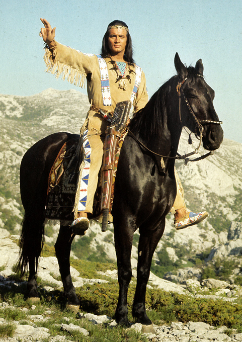 Winnetou and Old Shatterhand: Winnetou dan Old Shatterhand