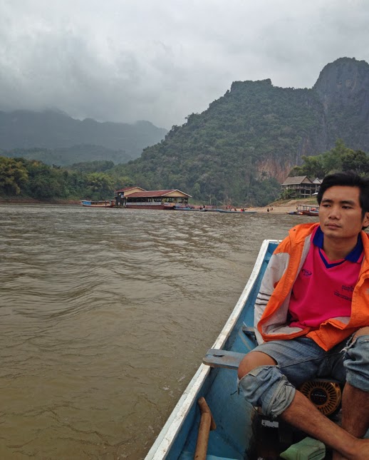 Look East Look West: Pac Ou Caves