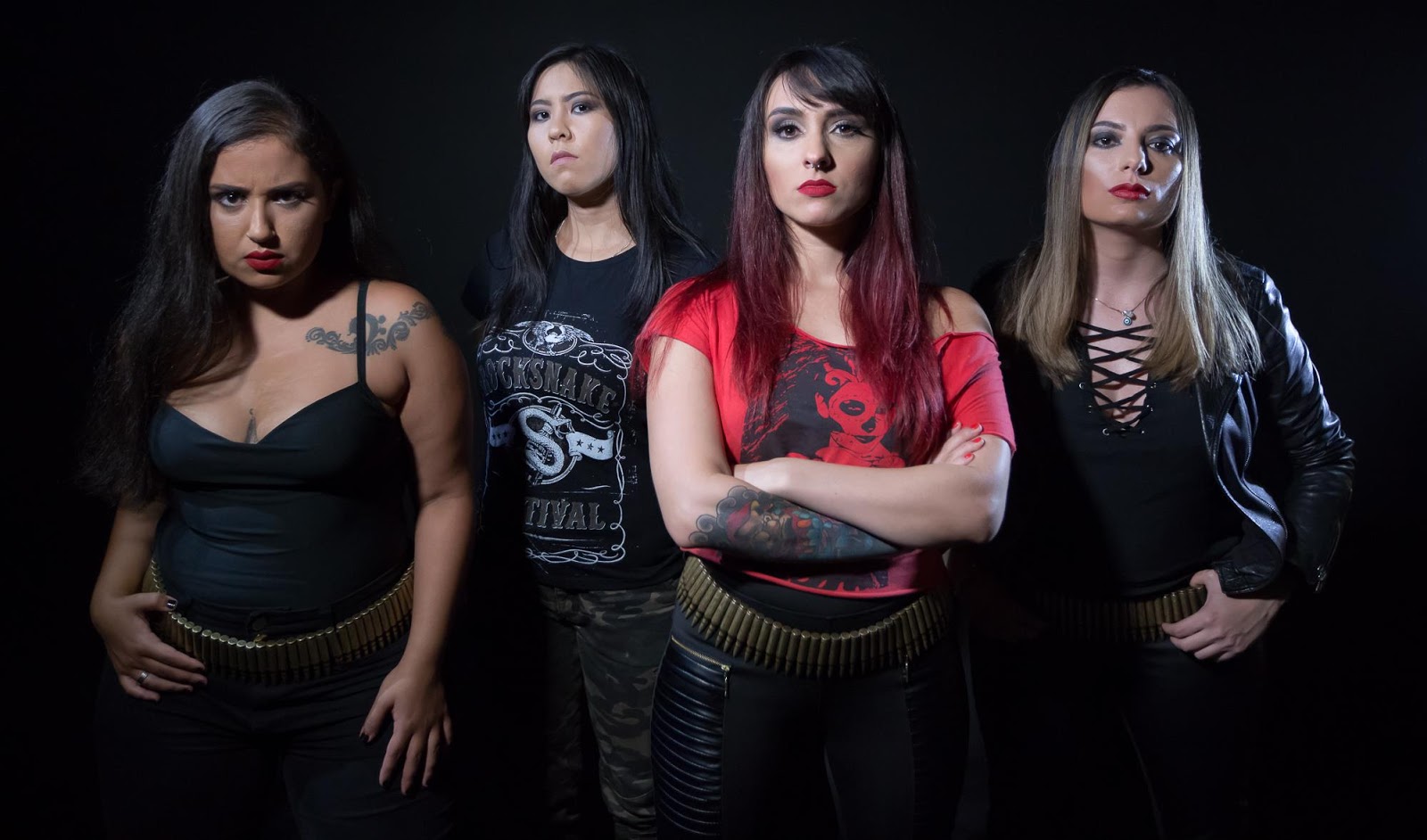 SINAYA anuncia sua nova baixista