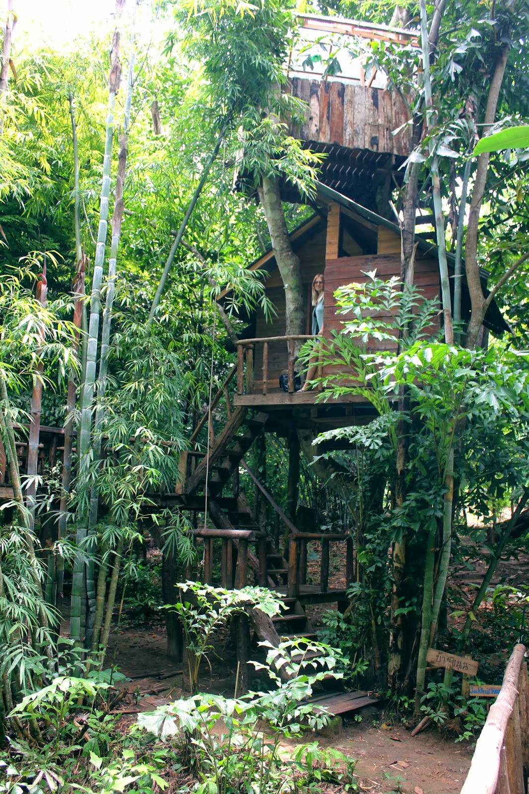 Market of Eden: Rabeang Pasak Treehouse Resort