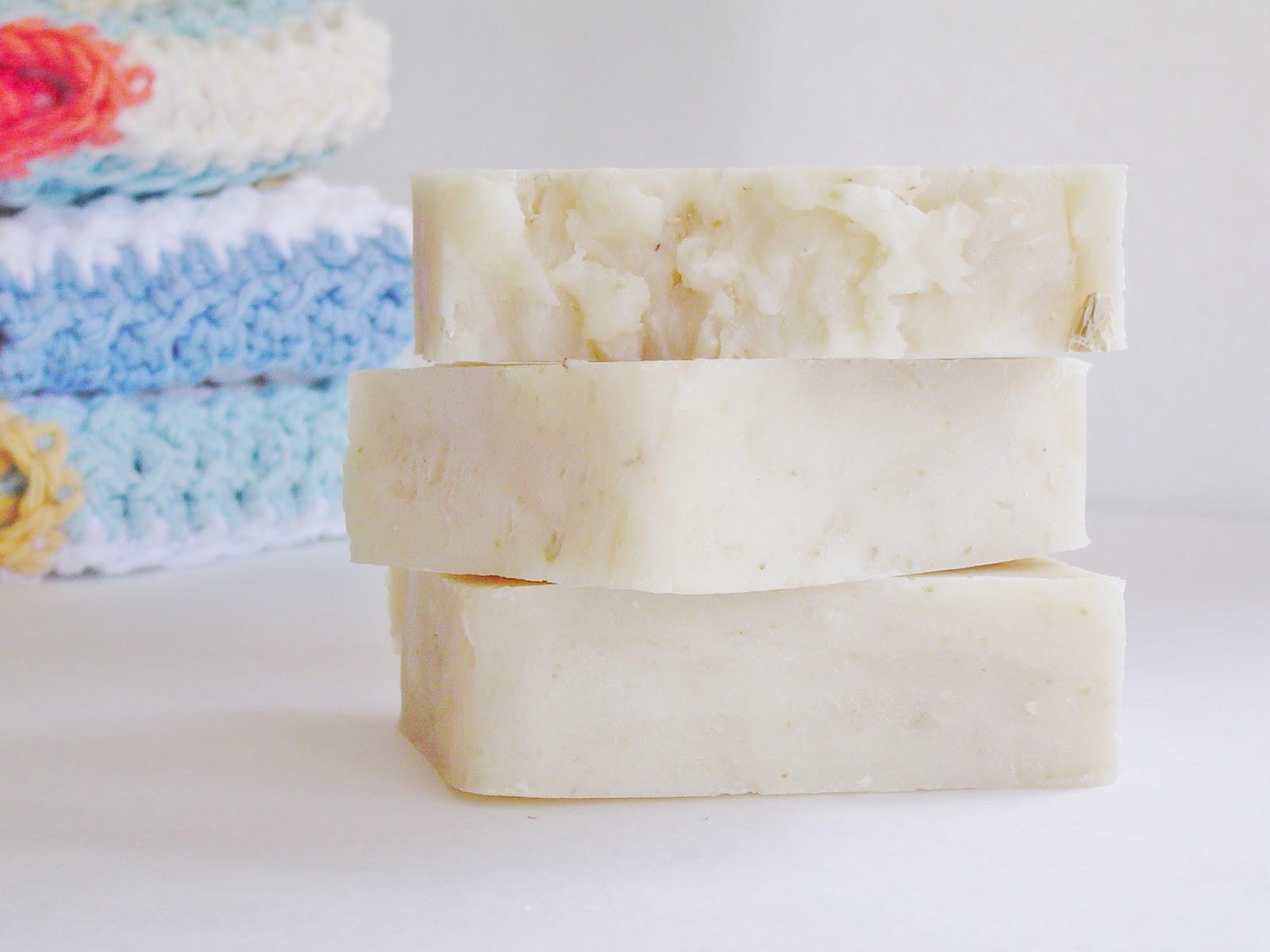 The Pink Blueberry: Oatmeal and HoneyHandmade Soap