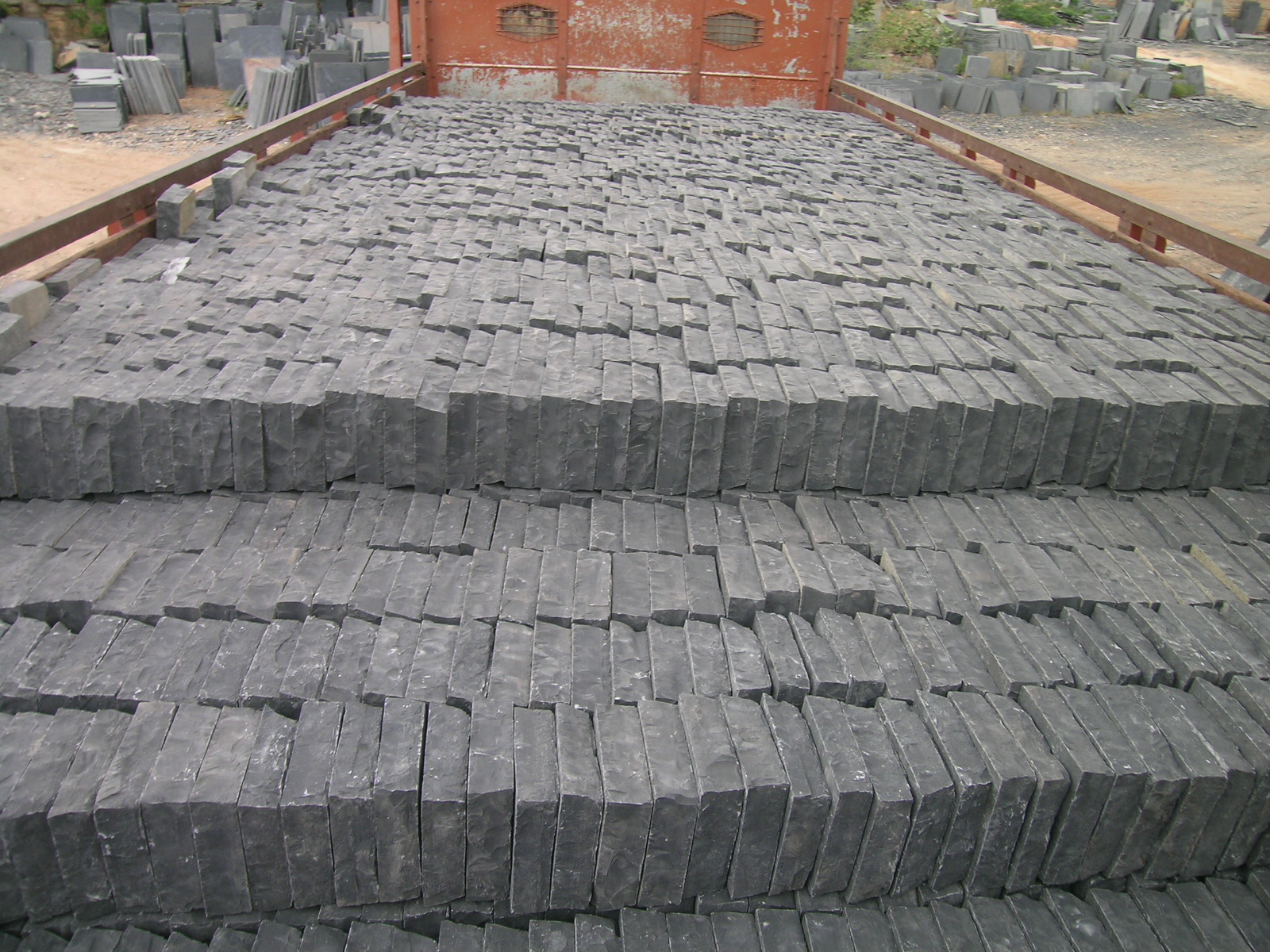 MJR Stones : Black stone or Napa Rayi