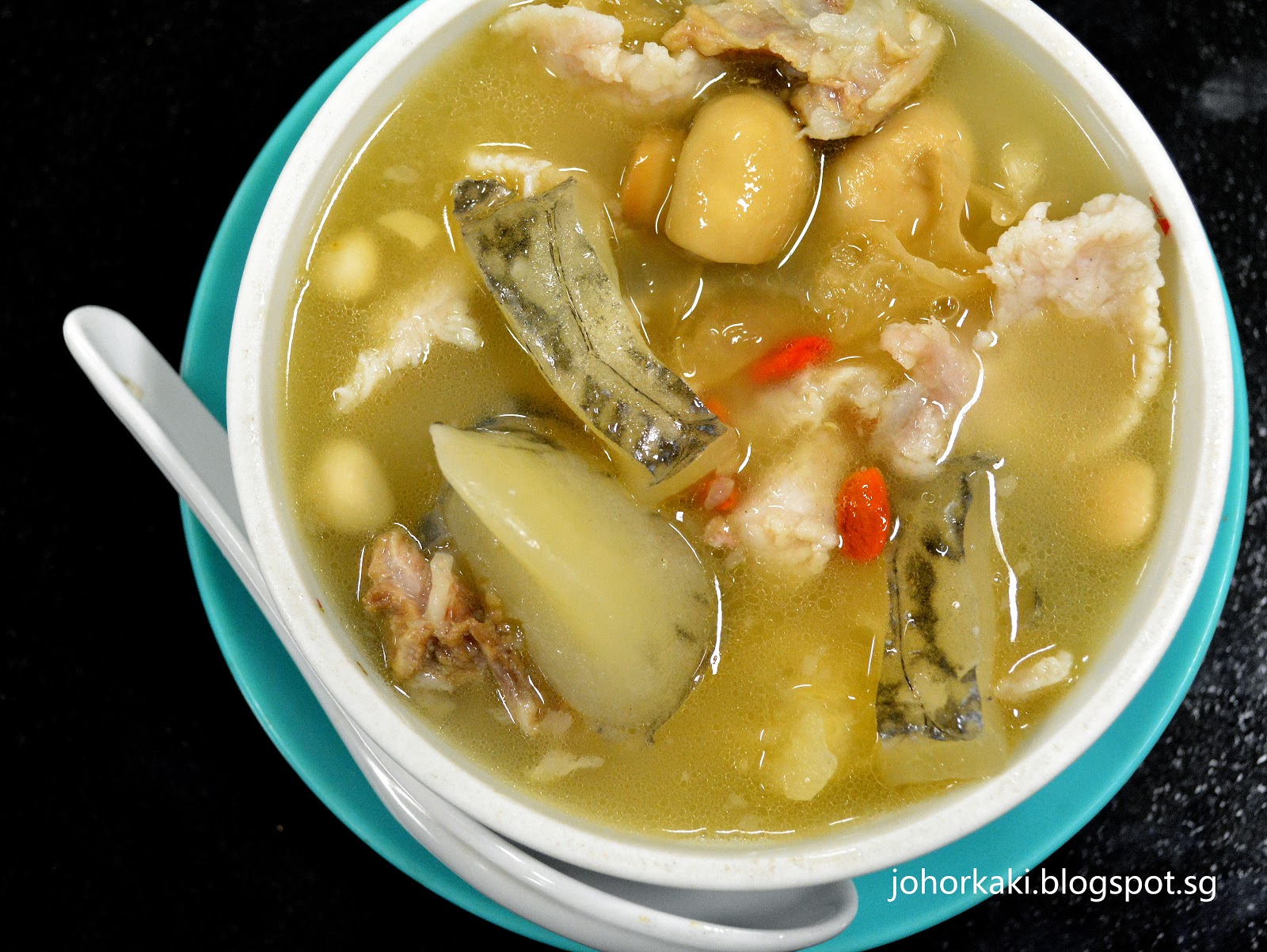 Crocodile Soup Recipe - Ultimate Hawker Fest 2014 Singapore - Return of ...