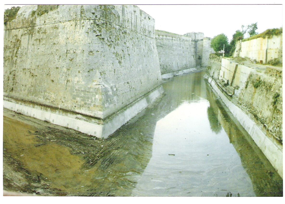 "De mi vida,de mis vivencias": El Foso de San Felipe: En dique seco.