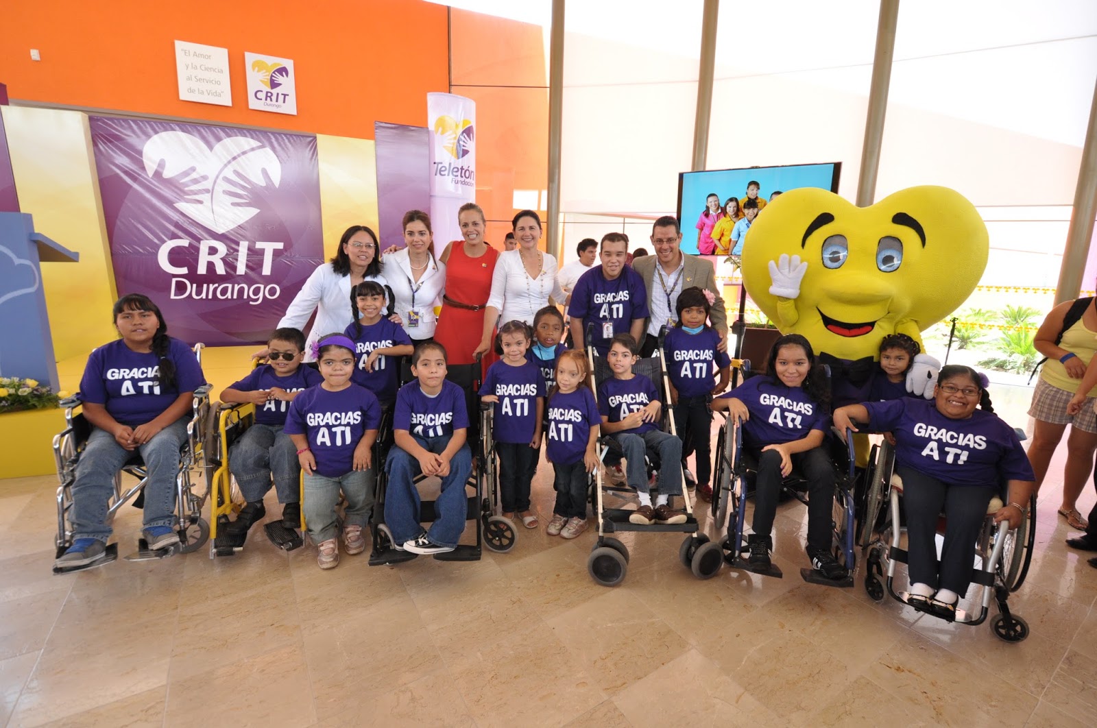 Semblanza Digital: Entrega el CRIT Reconocimiento a Rocío por apoyo y ...