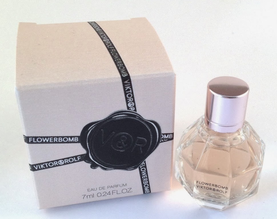BeautySwot: Viktor & Rolf Flowerbomb Eau De Parfum - Perfume Sample ...