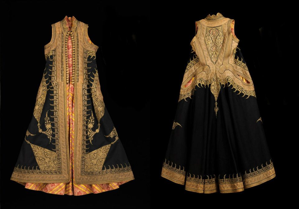 Amazing ALBANIA: Traditional cloths