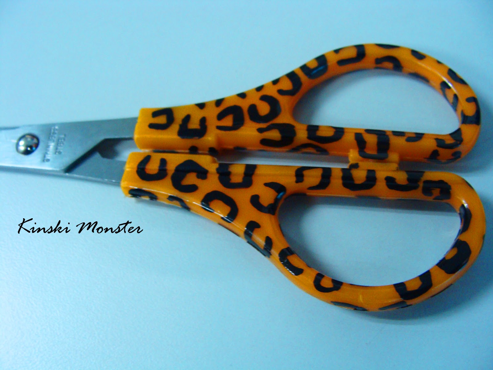 Kinski Monster: DIY: Leopard Scissors