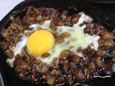 Backpacking Philippines: Tapa Mix, Sisig at Mang Jimmy, Balara, Quezon City
