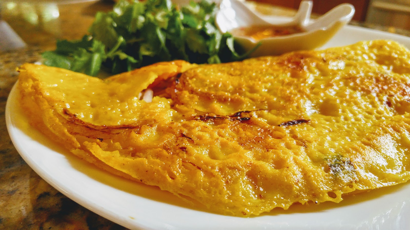 Effortnesslessly: Vietnamese Mung Bean Crepes with Shrimp