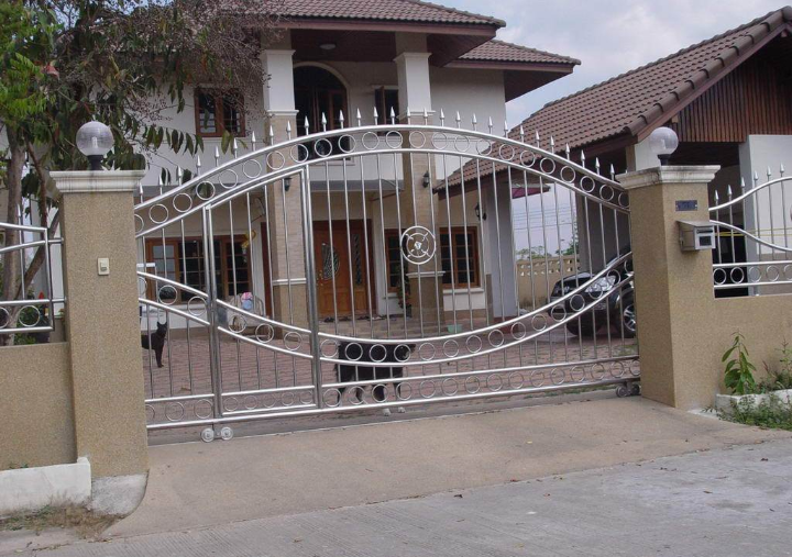 3 Jenis dari Motif Pagar Stenlis Mewah dan Minimalis!