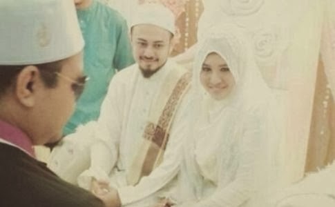 Gambar Salima AF Kahwin Ustaz Syed Abd Kadir | Budak Technician