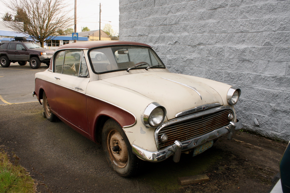 OLD PARKED CARS.: 1956 Sunbeam Rapier.