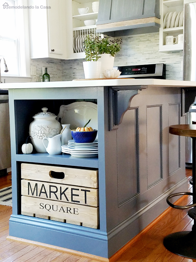 DIY Wooden Crate with Market Square Sign - Remodelando la Casa