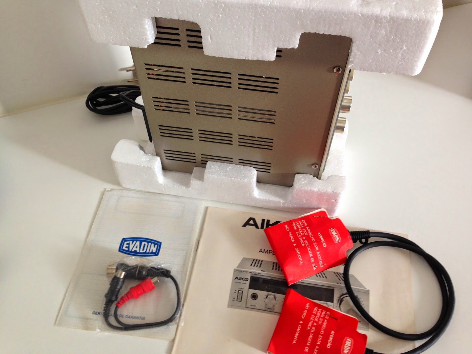 Página do Tempo/Janela do Tempo: Micro System Aiko S 3000 - Novo Exemplar