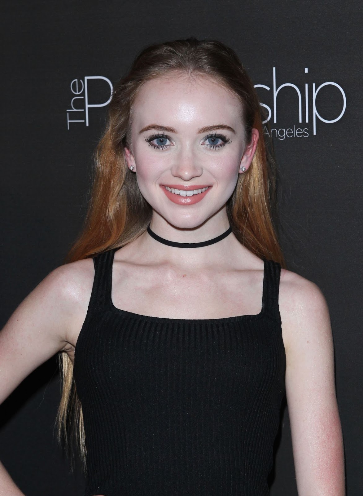 Starlet Arcade: Belle Shouse