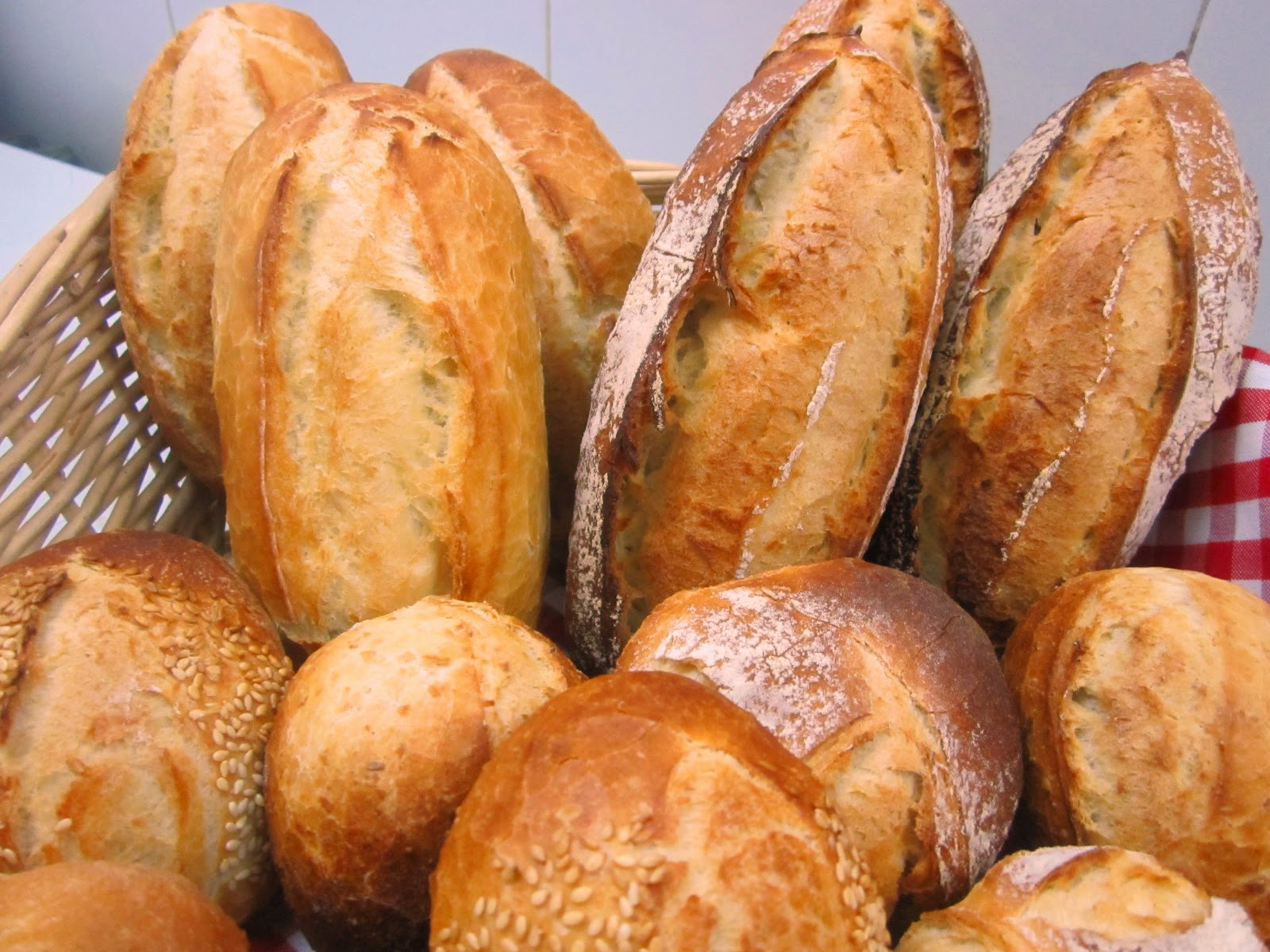 Pastelería y Panadería Francesa Artesanal L'OPERA: Pan con aceite!!!