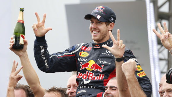 Sebastian Vettel : Youngest Formula One driver to win three consecutive ...