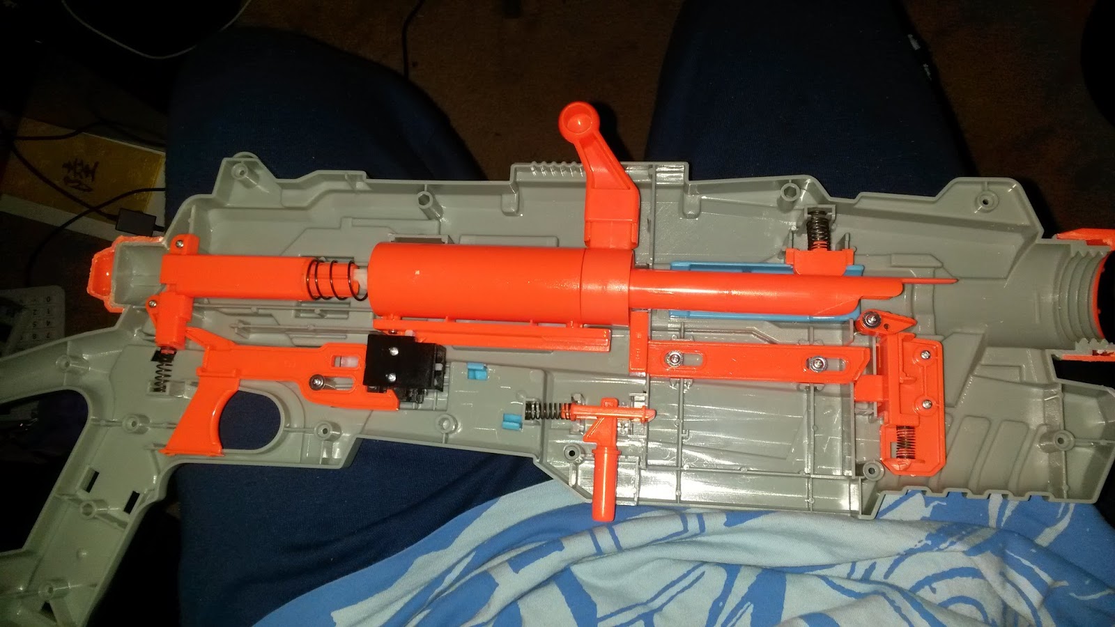 Outback Nerf: Review: Buzz Bee Ultra Master Tek/Snipe (15m Aus) + Internals
