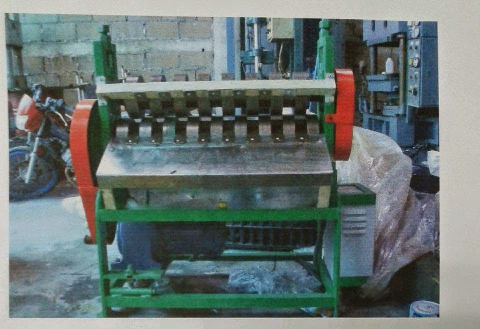 Rubber Machinery : Rubber Cutting Machine
