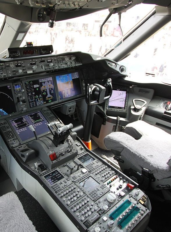Aerospace and Engineering: Boeing 767 Cockpit