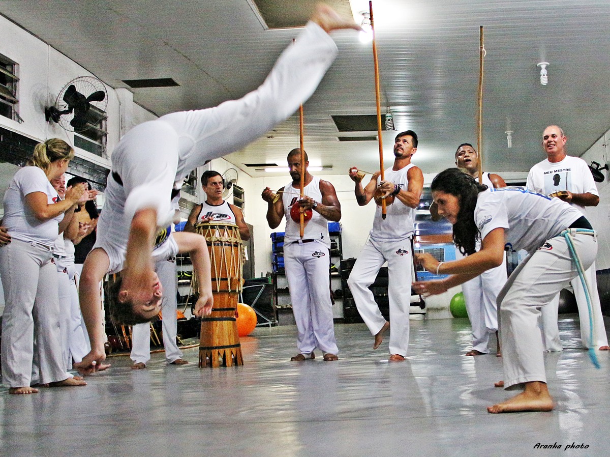 CAPOEIRANEWS: RODA DE CAPOEIRA 15