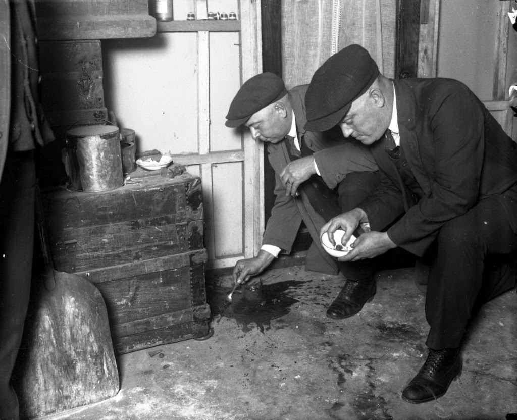 vintage everyday: Unseen Vintage Chicago Crime Photos from between the ...