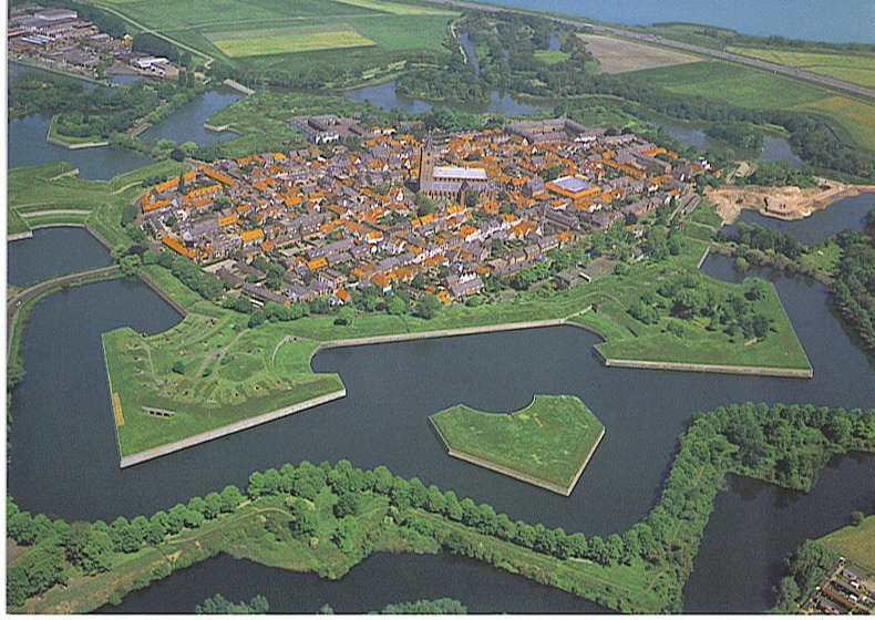 Pix Grove: Fortified City of Naarden - The Netherlands