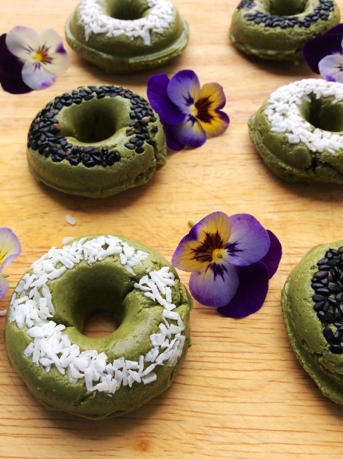 No-Bake Mini Matcha Sesame Doughnuts aka Donuts