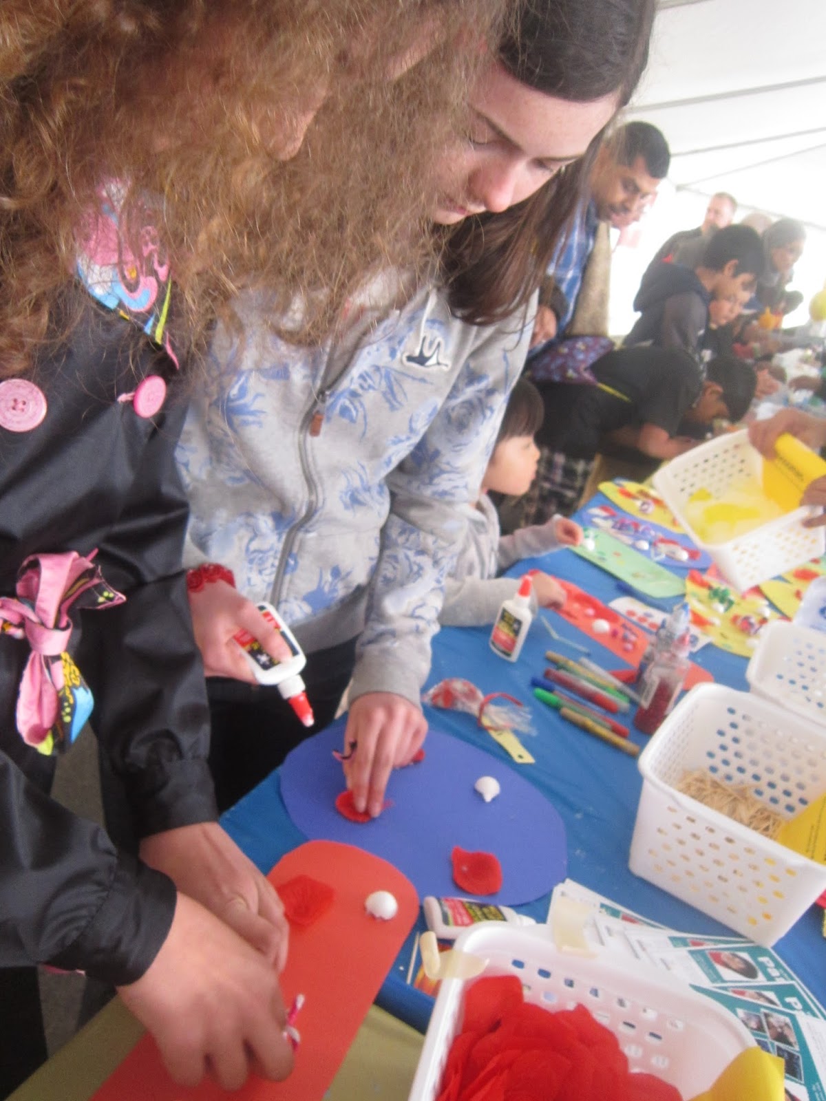 4 kids, 2 guinea pigs one happy family: Cells made simple