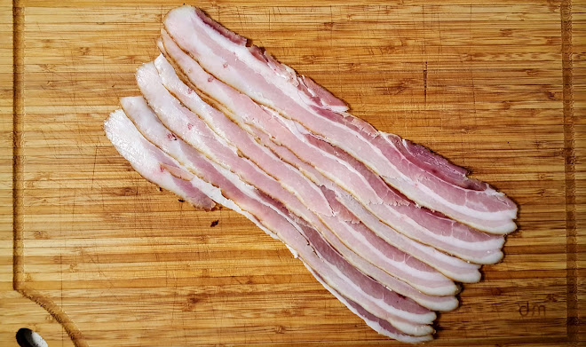Bacon fumé à chaud fait maison