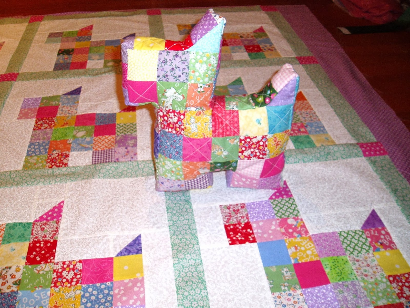 Sunshine in the Attic: Patchwork Scottie Dog Pillow and tutorial Updated