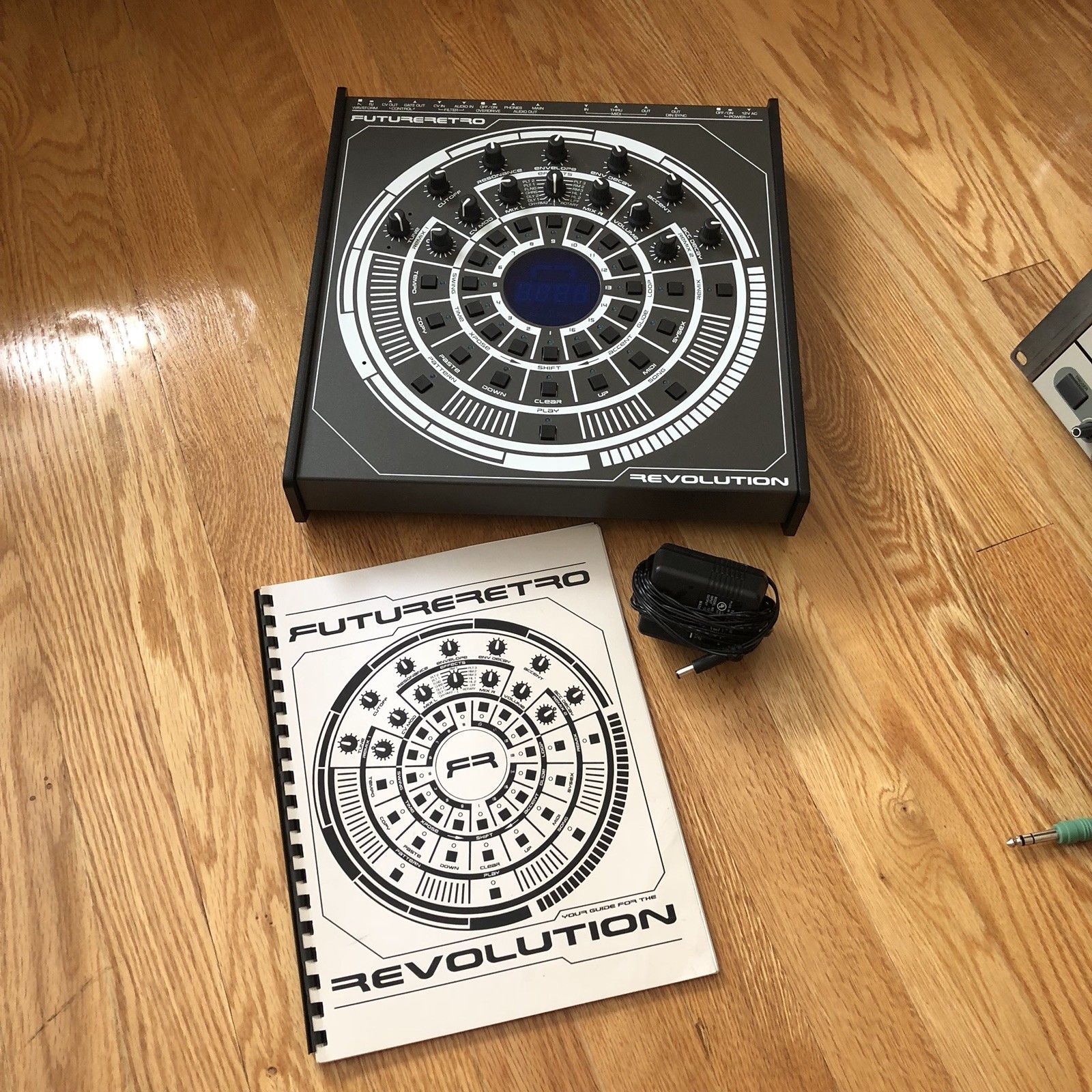 MATRIXSYNTH: Future Retro Revolution Synthesizer w/ Built in Sequencer ...