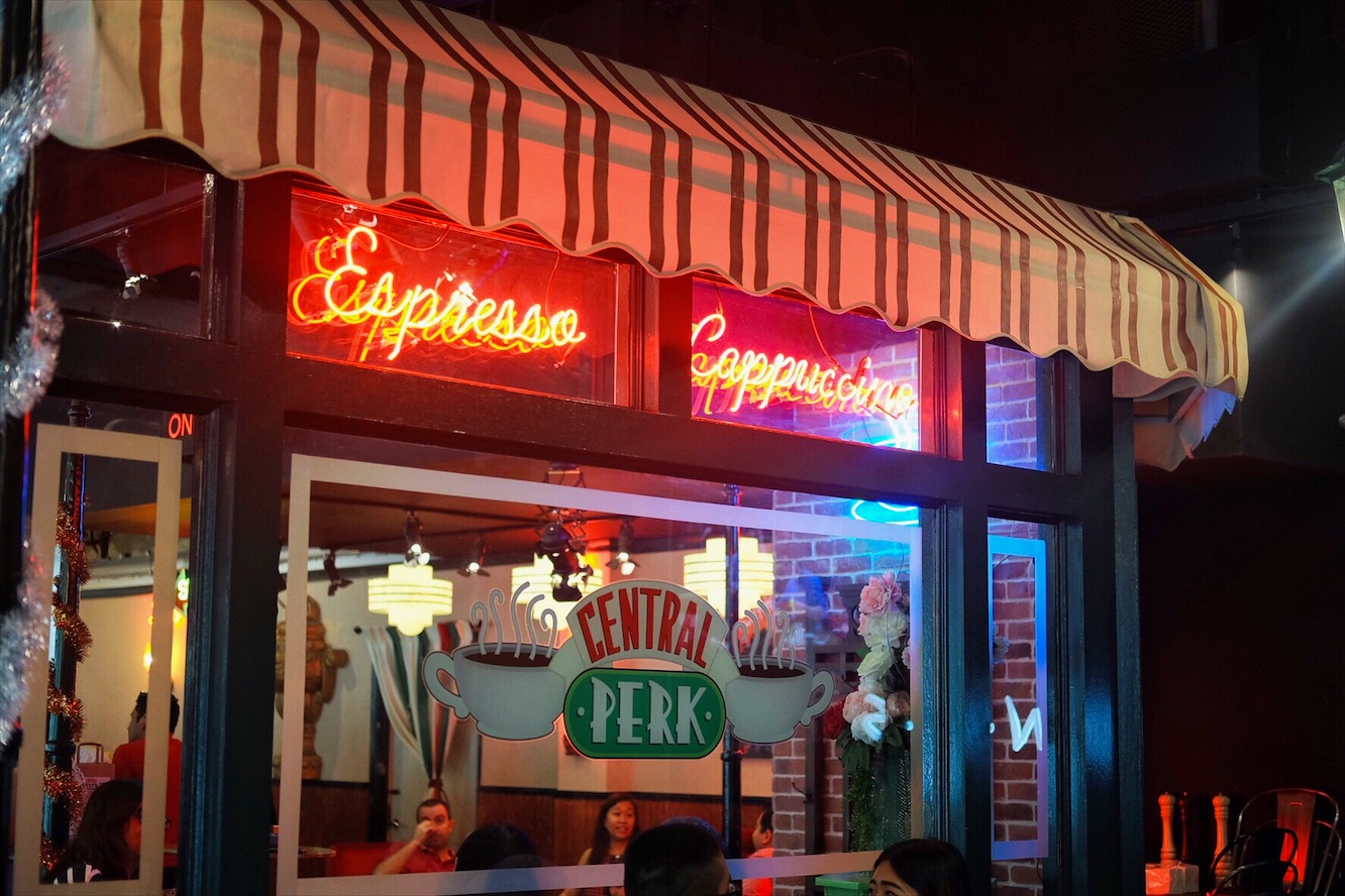 Ivy's Life: CENTRAL PERK SINGAPORE