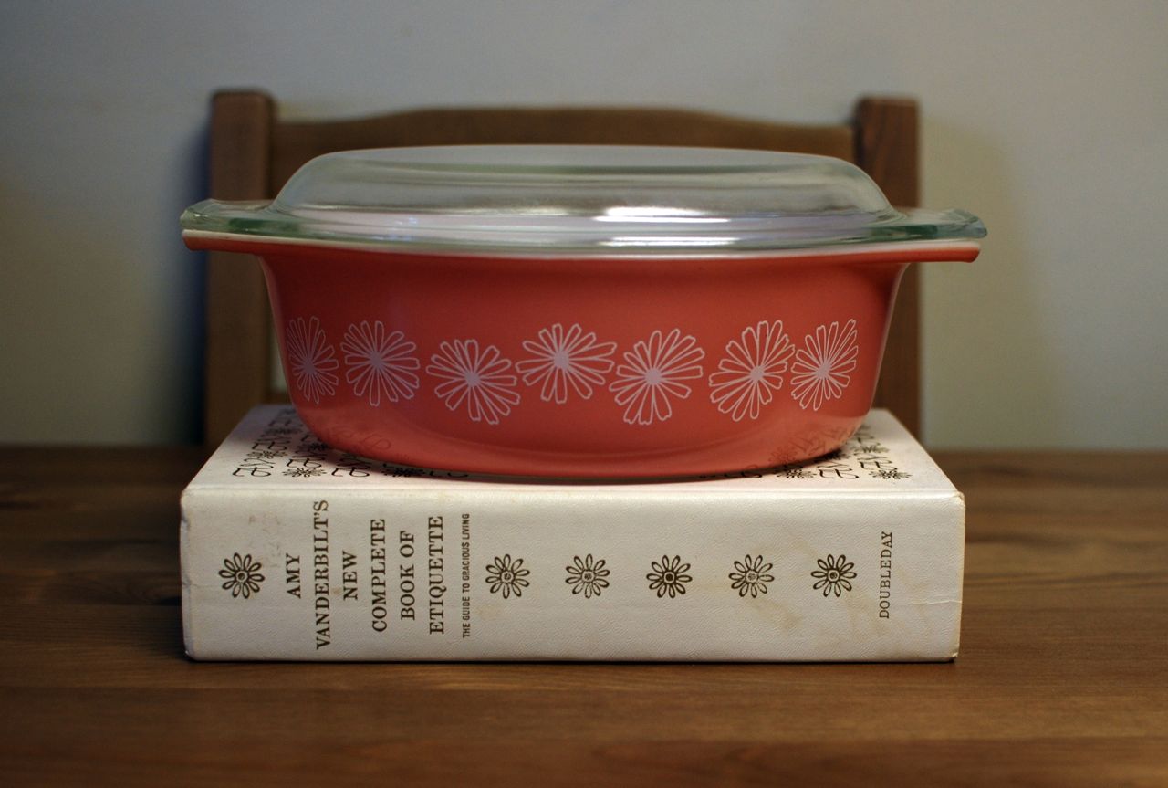 Pyrex Collective III: Pink Daisy