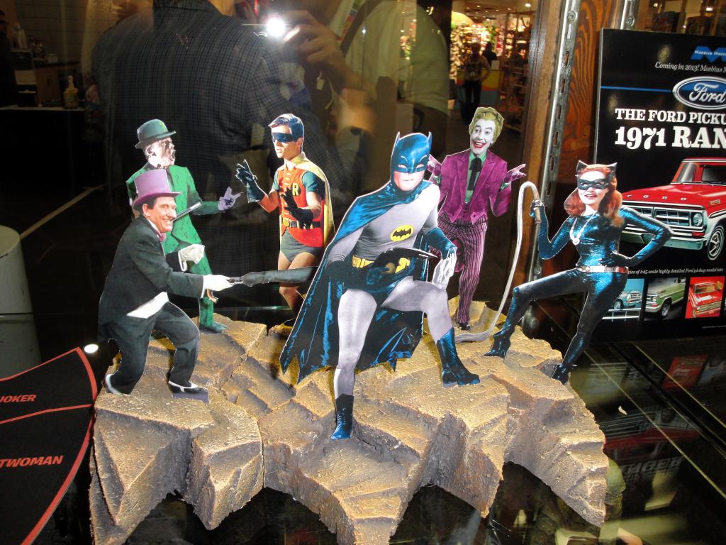 The Sexy Geek's House of Swag: More 1966 Batman Toy News And Pictures