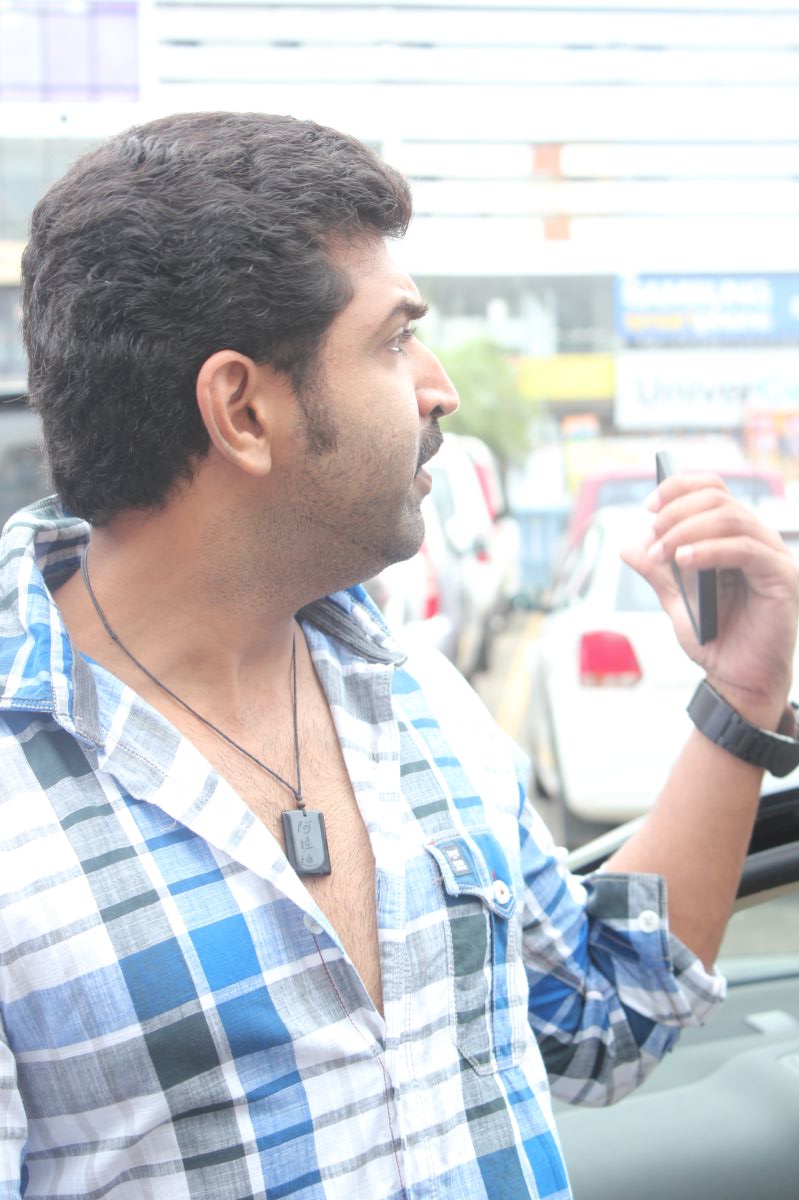 TamiL MoviE RoaminG: Actor Arun Vijay Latest Stills Photos