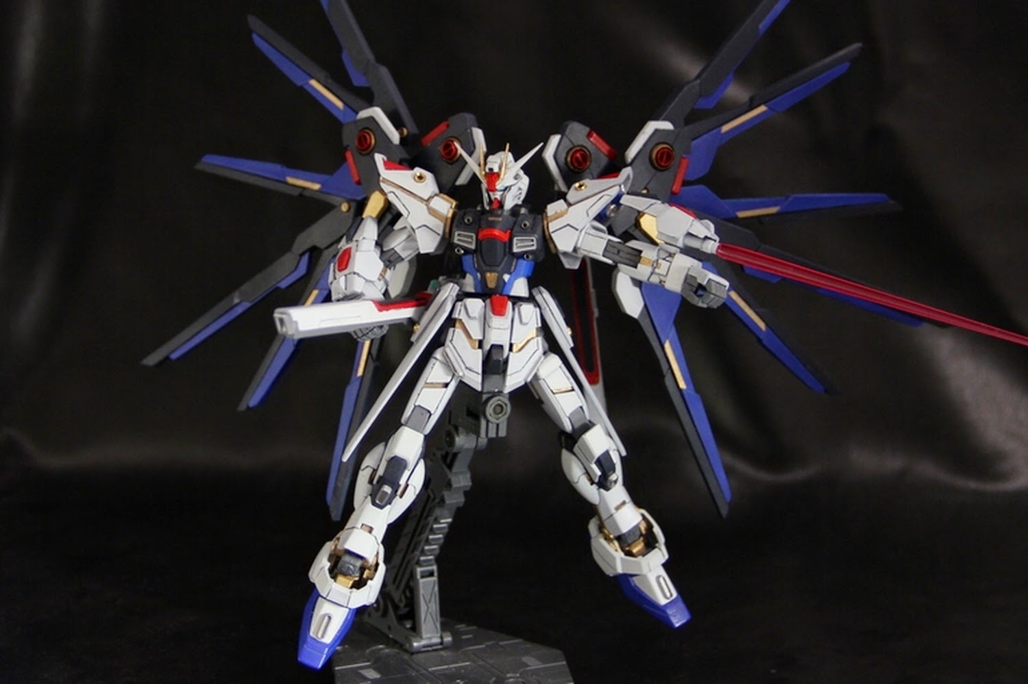 Custom Build: HG 1/144 Strike Freedom Gundam