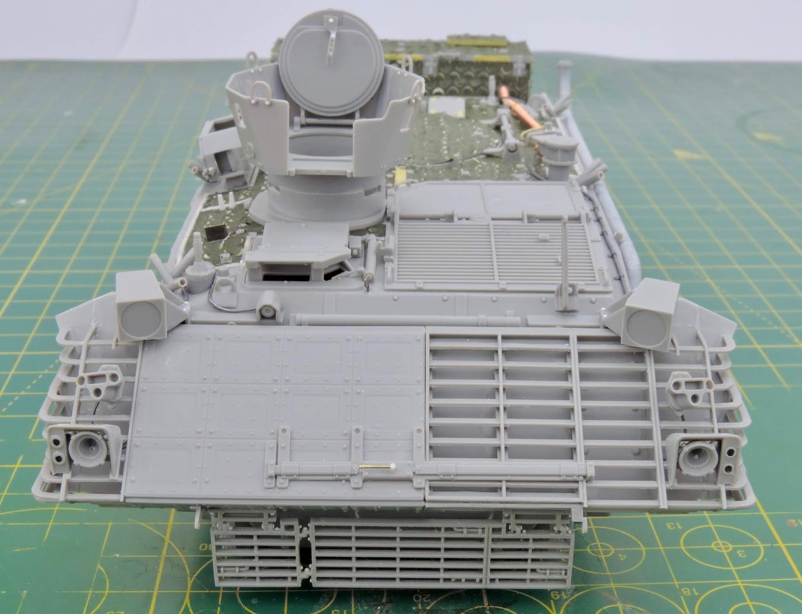Pete's Model World : FV432 Bulldog More Details