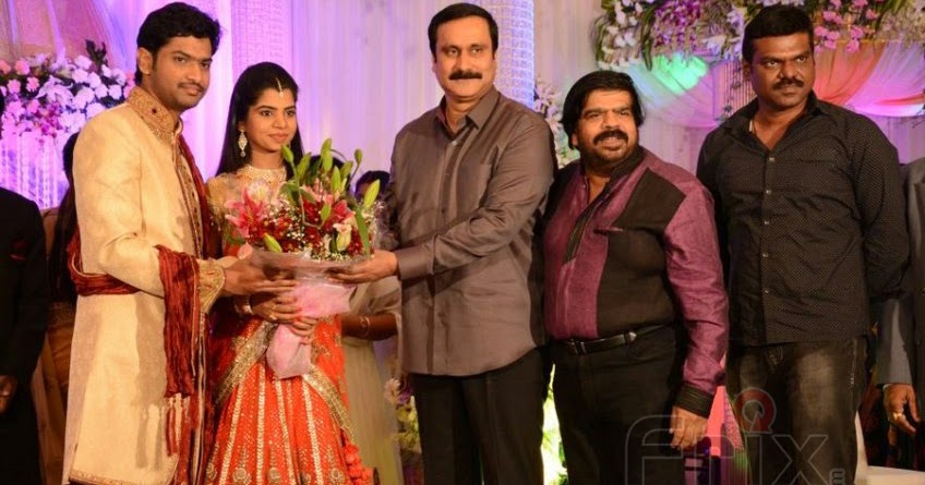 T Rajendar Daughter Ilakiya Photo