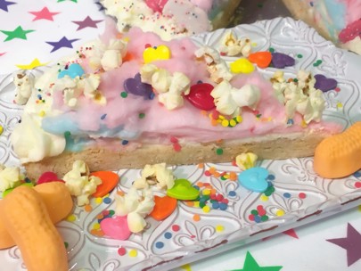 The Devilish Dish: Circus Circus Cotton Candy Pizza