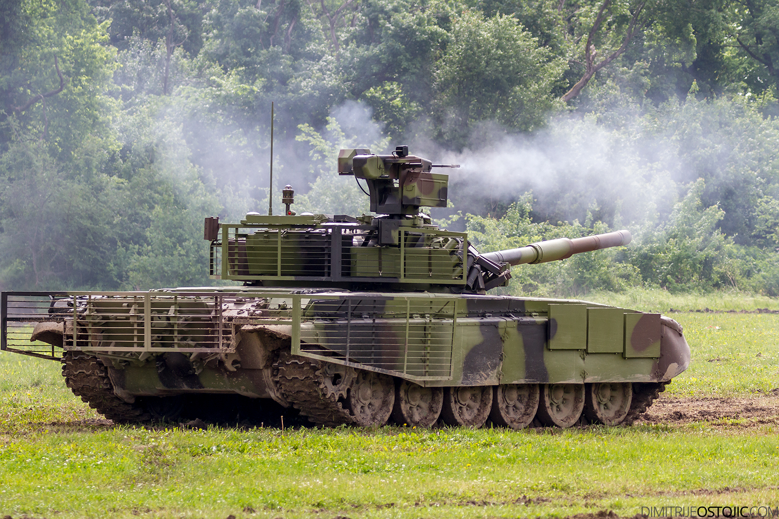 Historia y tecnología militar: Serbia presenta una modernización del ...