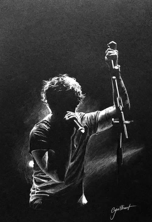 Ginger Singer-Songwriter