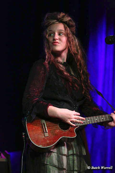 Emi Sunshine Releases new CD "Ragged Dreams" ~ Concert Photos Magazine ...