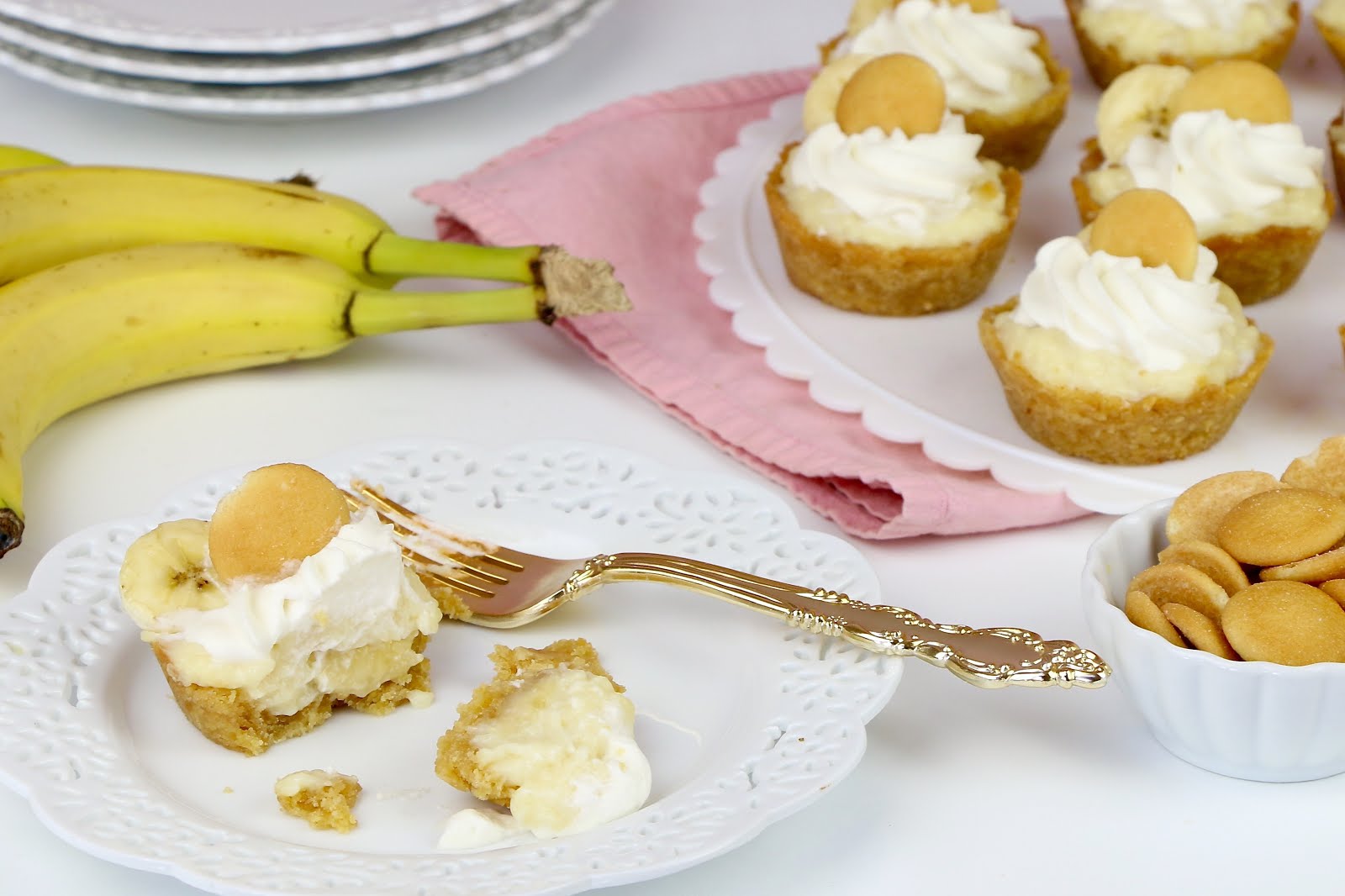 {VIDEO} Mini Banana Pudding Cups - The Lindsay Ann
