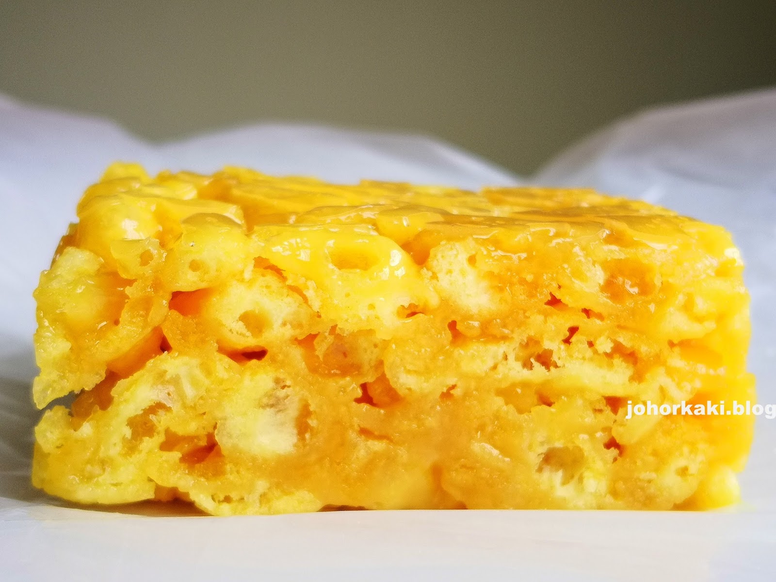 Making Sak Kei Ma at Chinatown Tai Chong Kok Hue Kee 牛車水大中國餅家餘記 |Tony ...