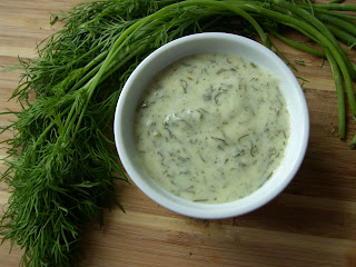 switch to vege: Wegański sos koperkowy