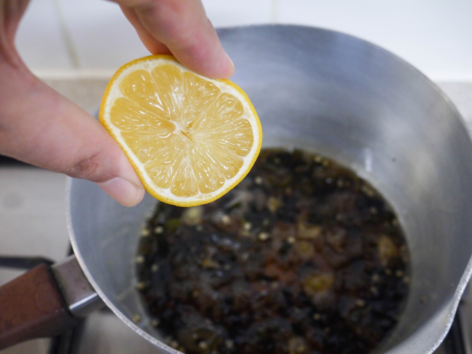 This Muslim Girl Bakes: Murtabak with Sweet Chilli Sauce.